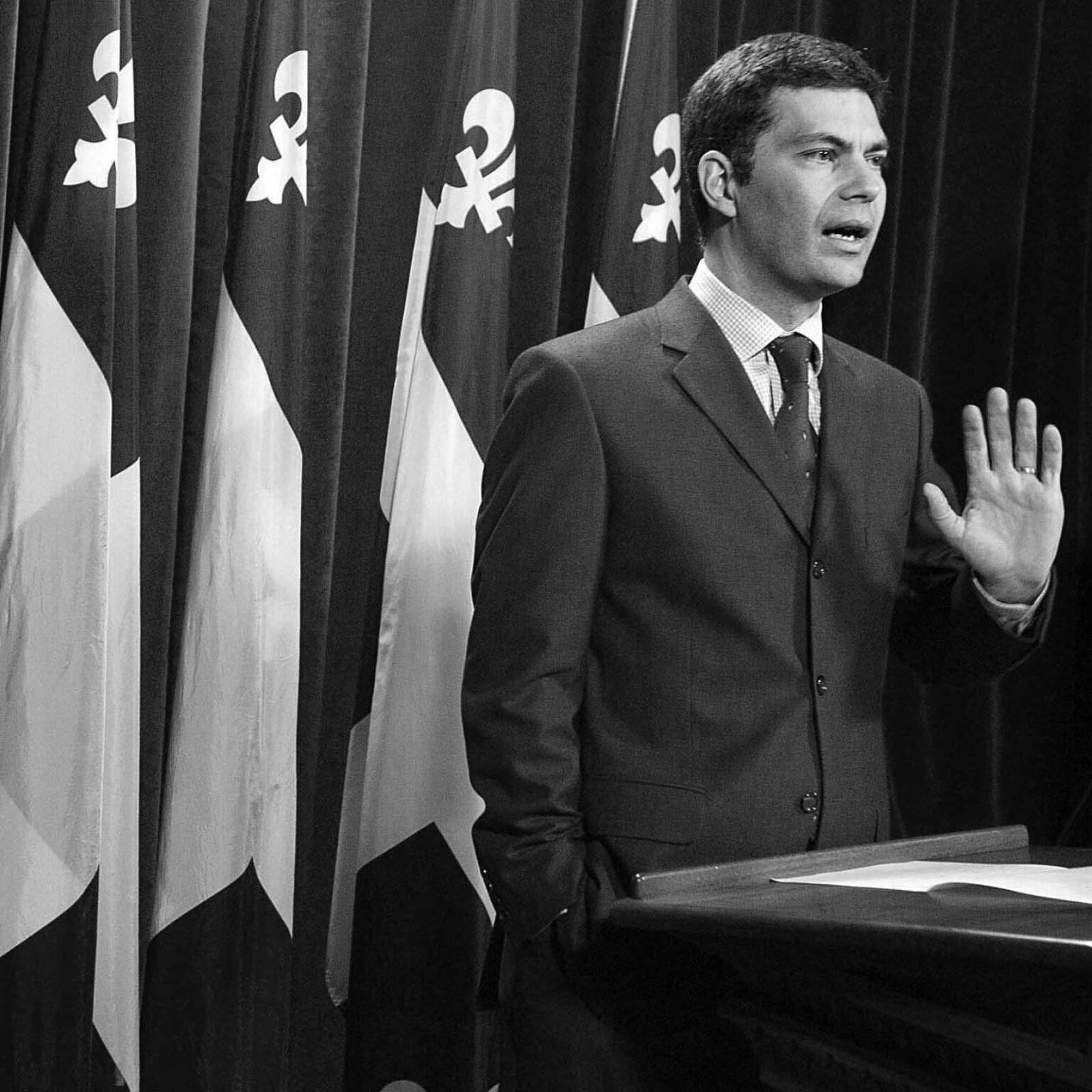 Home | Literary Review of Canada